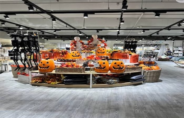 Dunnes Donaghmede Shopping Centre in Dublin
